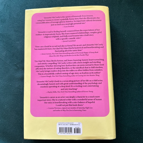 & Other Stories | Accents | Book Im Glad My Mom Died By Jennette ...